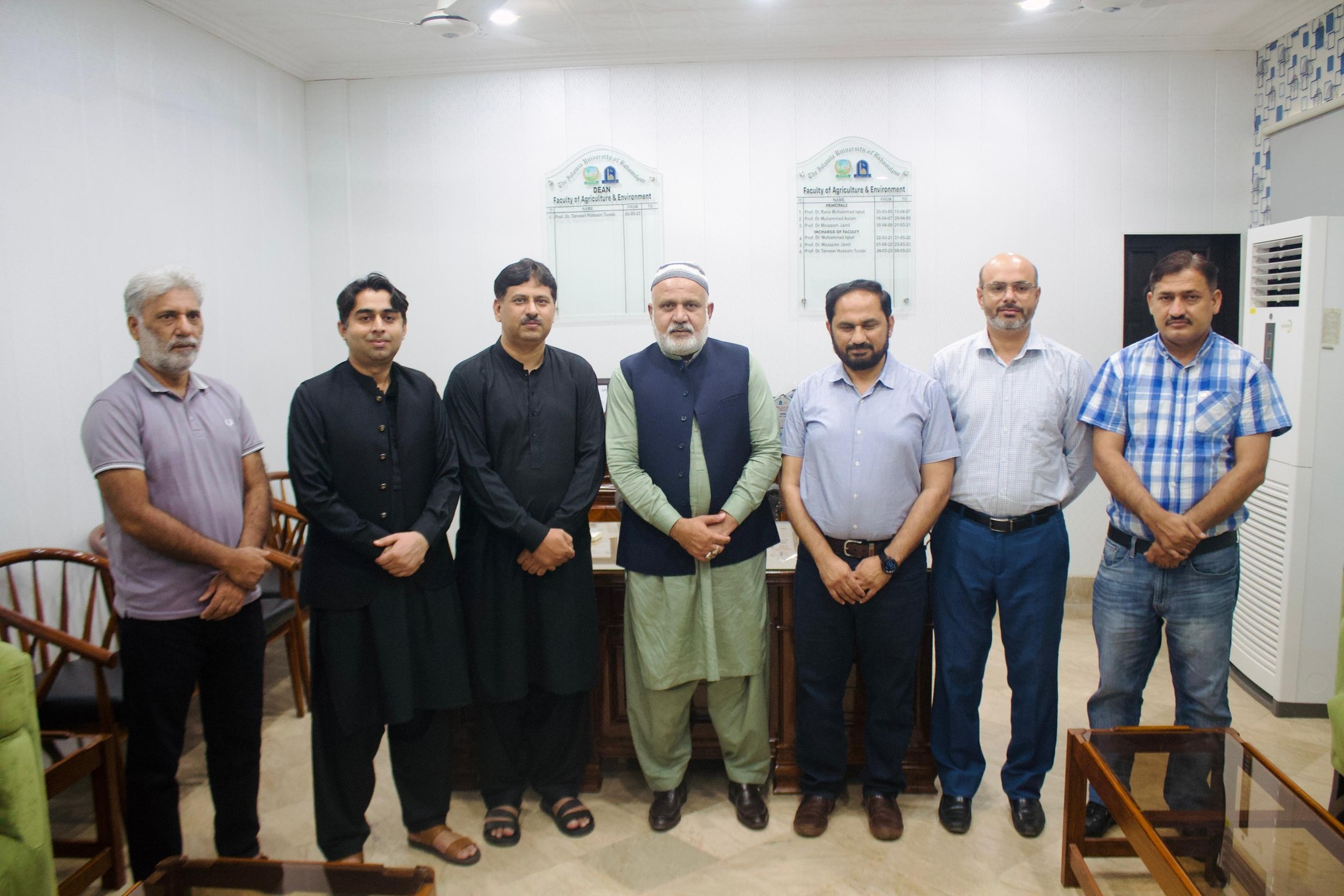 A delegation from Fauji Fertilizer Company (FFC) visited the Islamia ...